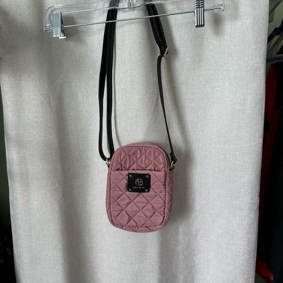 Alexis Bendel | Bags | Alexis Bendel Quilted Pink Crossbody Bag | Poshmark